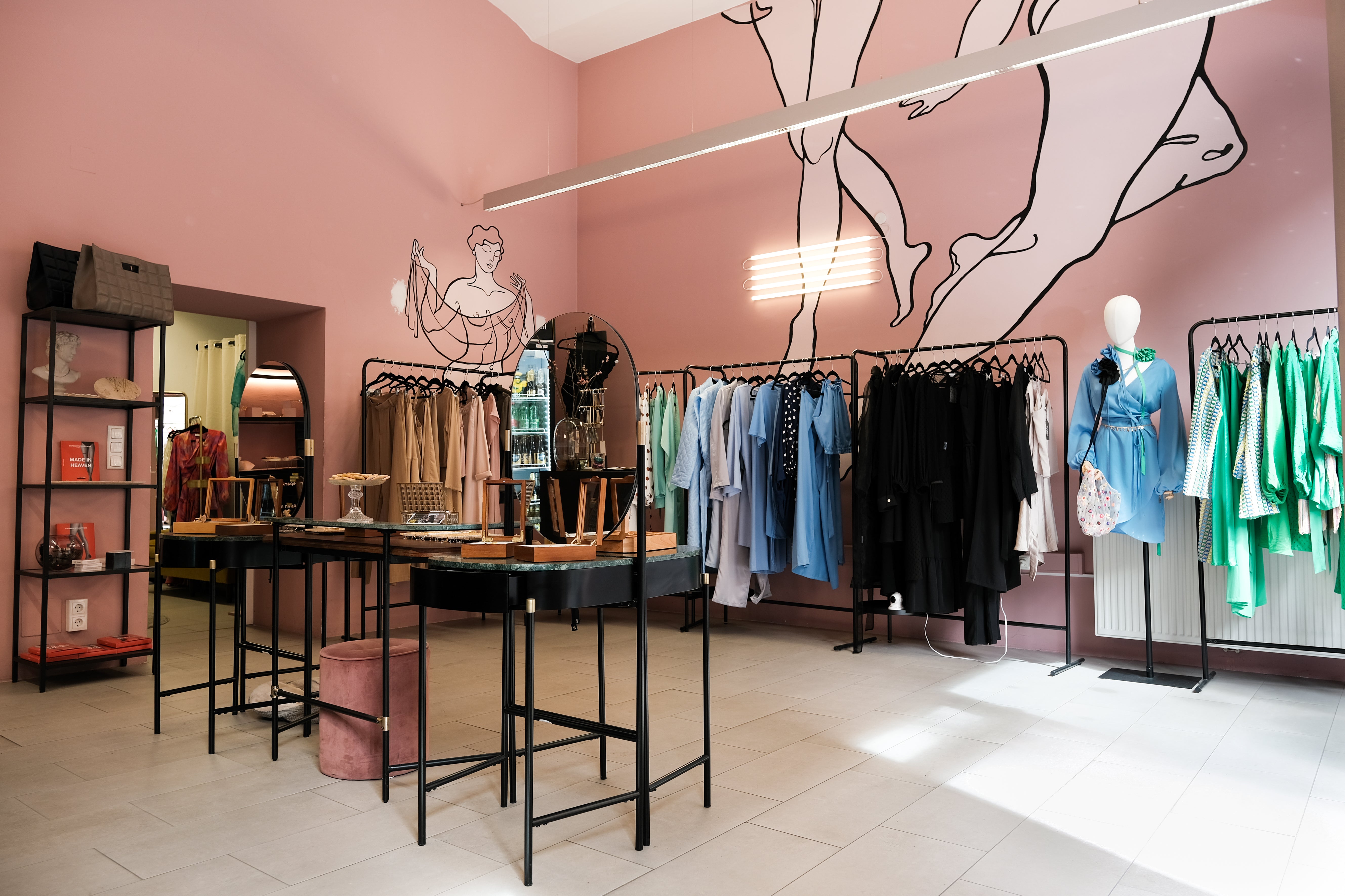 Discover Sustainable Elegance: WOW Shop - Your Boutique in Vienna ...